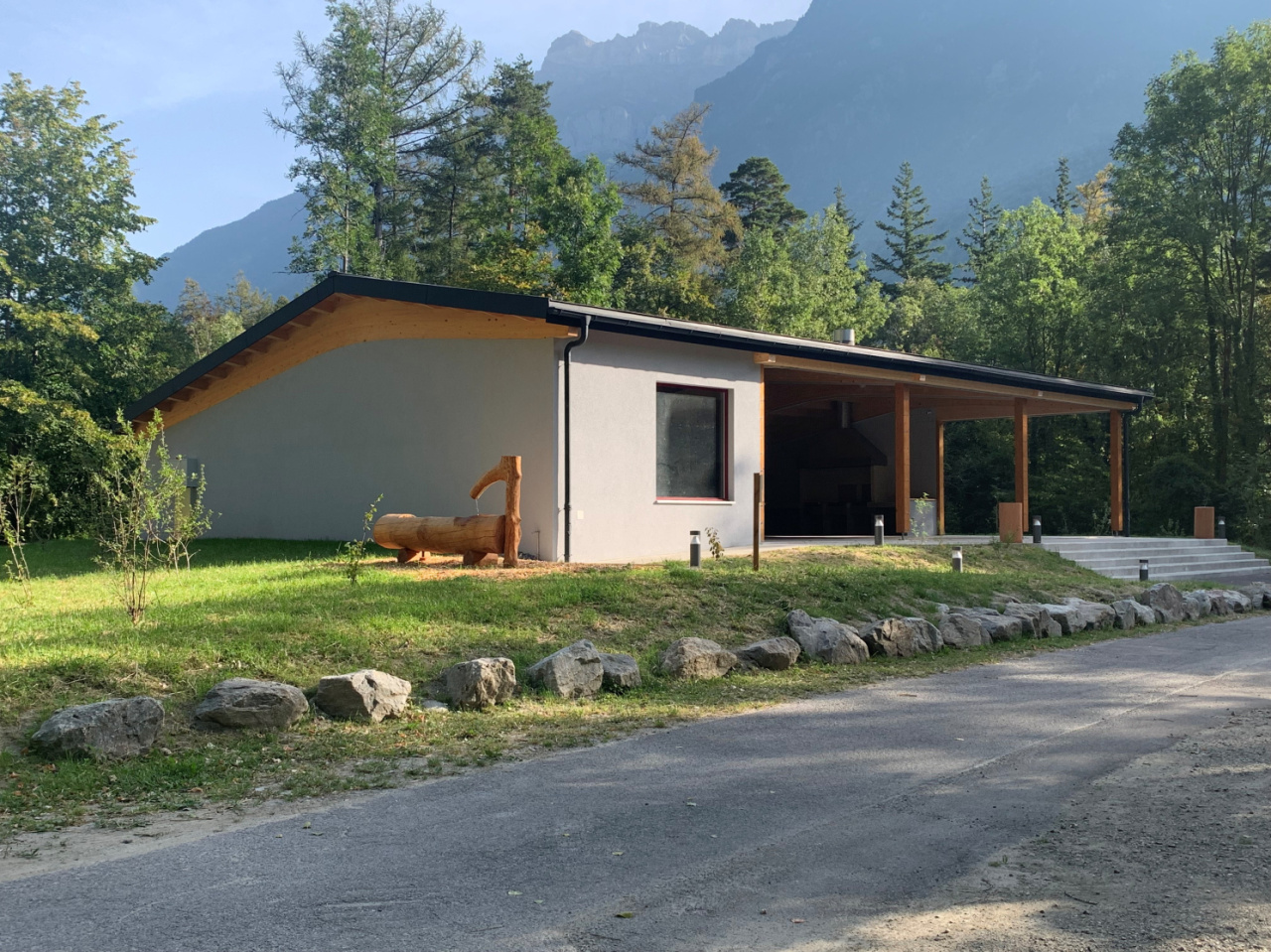 Couvert du Verger Darrey - Martigny Tourisme - Valais Suisse